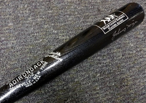 Baseball Memorabilia & Signed MLB Collectibles | Sports Memorabilia