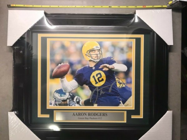 Aaron Rodgers | Autographed Football Memorabilia & NFL Merchandise