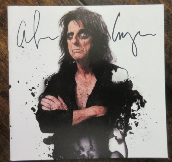Alice Cooper Autographed Memorabilia | Signed Photo, Jersey ...