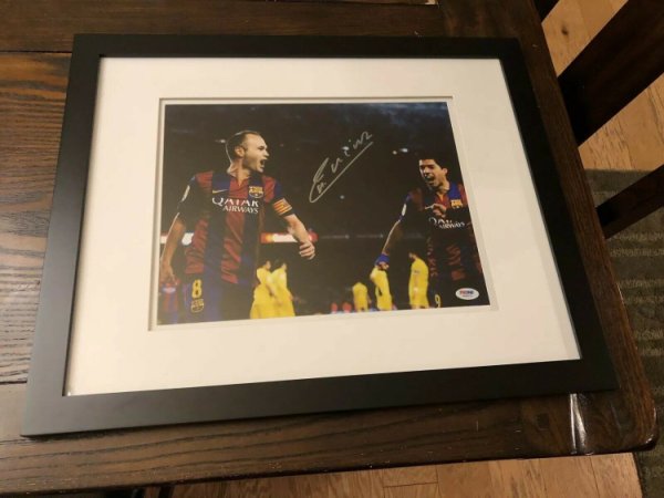 Andres Iniesta Autographed Memorabilia | Signed Photo, Jersey ...