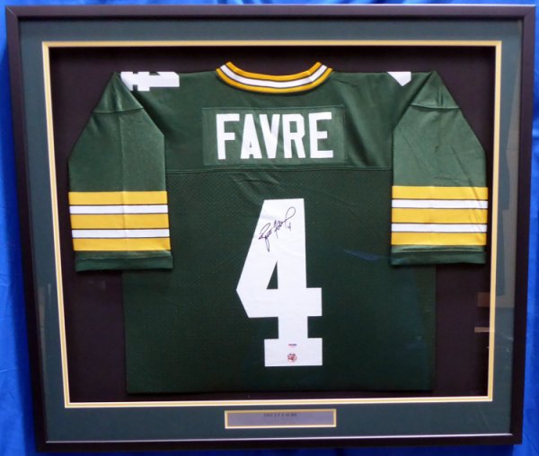 Brett Favre | Autographed Football Memorabilia & NFL Merchandise