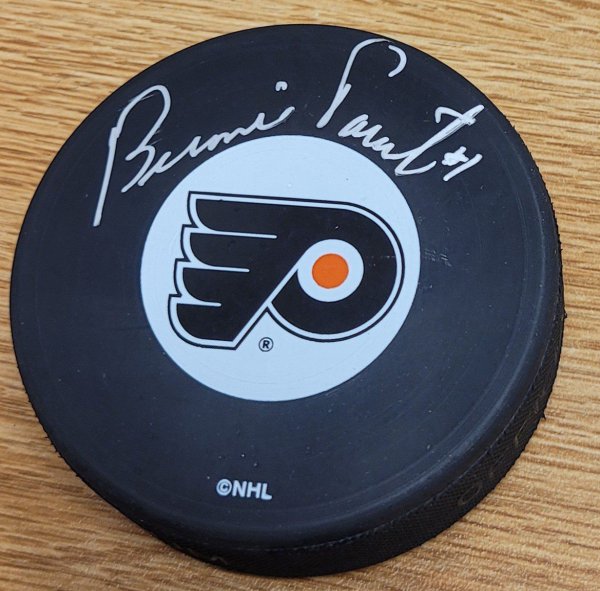 NHL Memorabilia Autographed Pucks | Signed Nhl Pucks