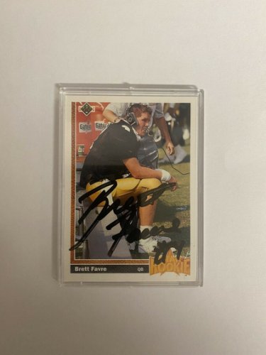 Brett Favre | Autographed Football Memorabilia & NFL Merchandise