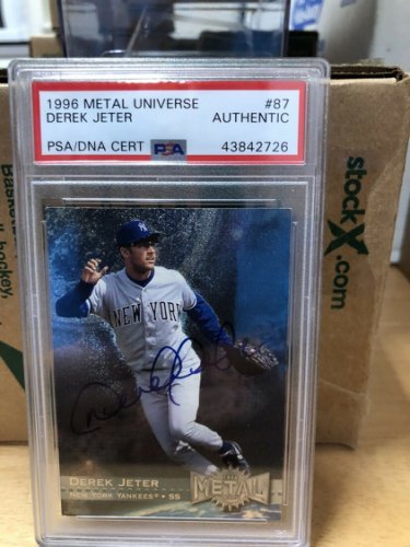 Derek Jeter | Autographed Baseball Memorabilia & MLB Merchandise