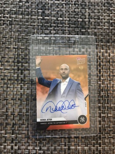 Derek Jeter | Autographed Baseball Memorabilia & MLB Merchandise