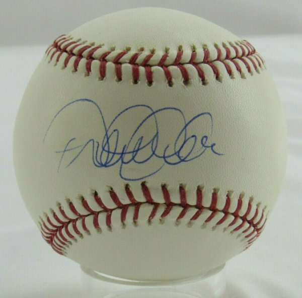 Derek Jeter | Autographed Baseball Memorabilia & MLB Merchandise