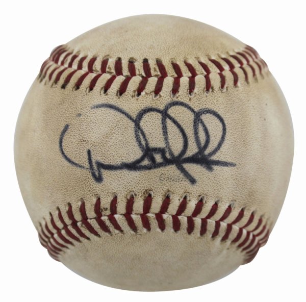 Derek Jeter | Autographed Baseball Memorabilia & MLB Merchandise