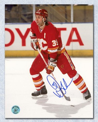 Doug Gilmour Autographed Memorabilia | Signed Photo, Jersey ...