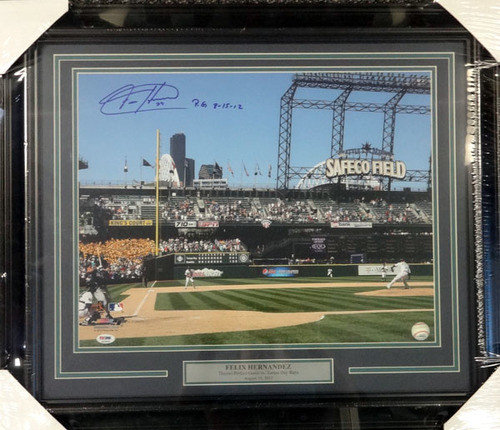 Felix Hernandez Autographed Memorabilia | Signed Photo, Jersey ...