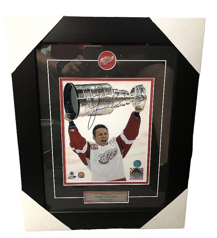 Igor Larionov Autographed Memorabilia | Signed Photo, Jersey ...