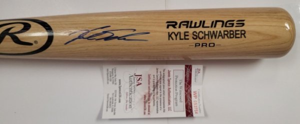 Kyle Schwarber Autographed Memorabilia | Signed Photo, Jersey ...