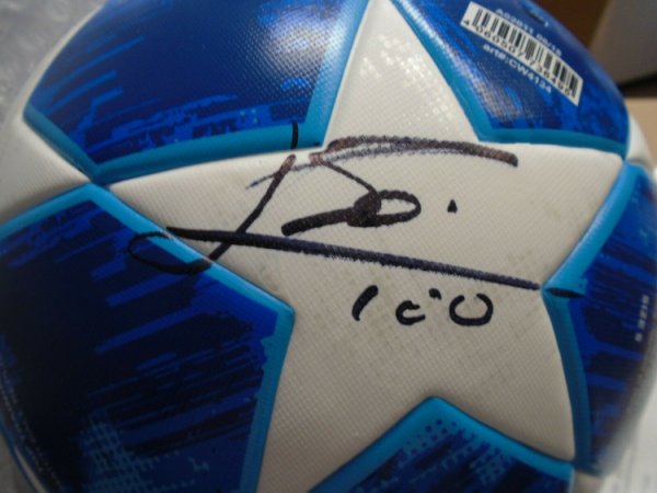 Lionel Messi Autographed Memorabilia | Signed Photo, Jersey ...