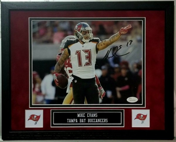 Mike Evans Autographed Memorabilia | Signed Photo, Jersey, Collectibles ...