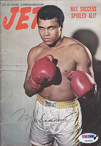 Muhammad Ali Autographed Memorabilia | Signed Photo, Jersey ...