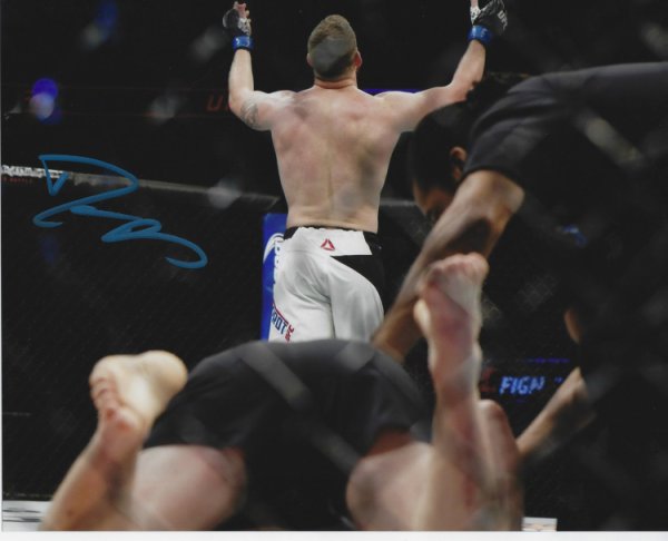 MMA Collectibles, Signed UFC Memorabilia