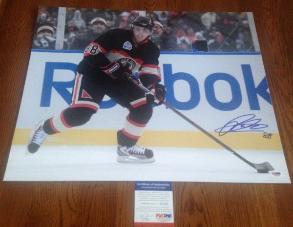 Patrick Kane Autographed Memorabilia | Signed Photo, Jersey ...