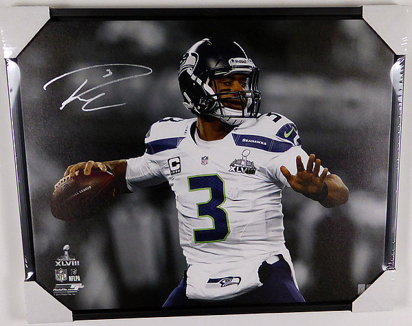 Russell Wilson Autographed Memorabilia | Signed Photo, Jersey ...