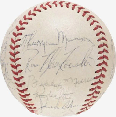 Thurman Munson Autographed Memorabilia | Signed Photo, Jersey ...