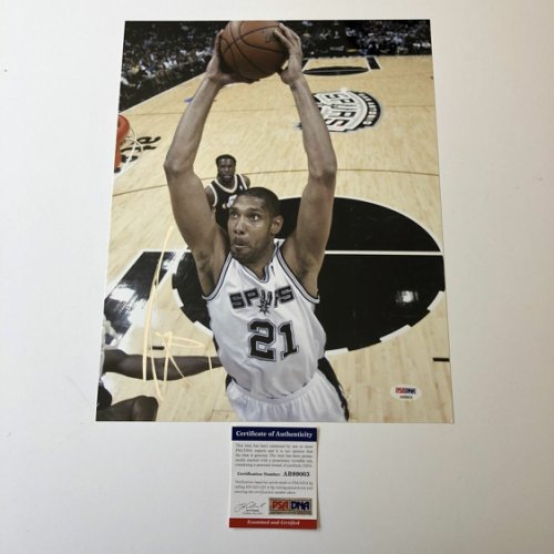Tim Duncan Autographed Memorabilia | Signed Photo, Jersey, Collectibles & Merchandise