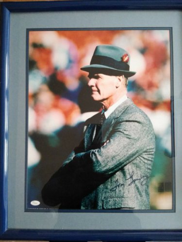 Tom Landry Autographed Memorabilia | Signed Photo, Jersey, Collectibles ...