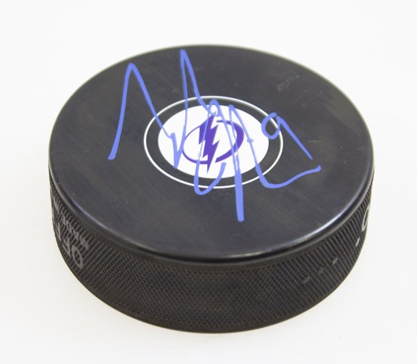 NHL Memorabilia Autographed Pucks | Signed Nhl Pucks