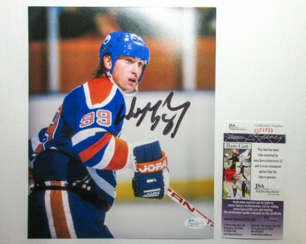 Wayne Gretzky | Autographed Hockey Memorabilia & NHL Merchandise