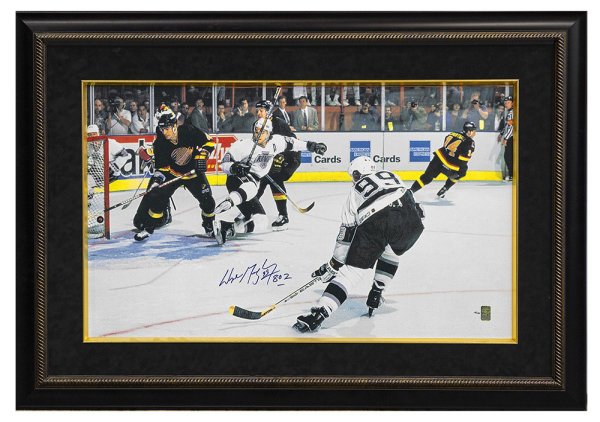 Wayne Gretzky | Autographed Hockey Memorabilia & NHL Merchandise