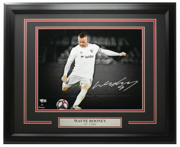 Wayne Rooney Autographed Memorabilia | Signed Photo, Jersey ...