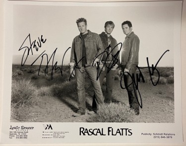 Rascal Flatts Band Autographed Signed Lyric St Records B&W 8x10 Photo ...